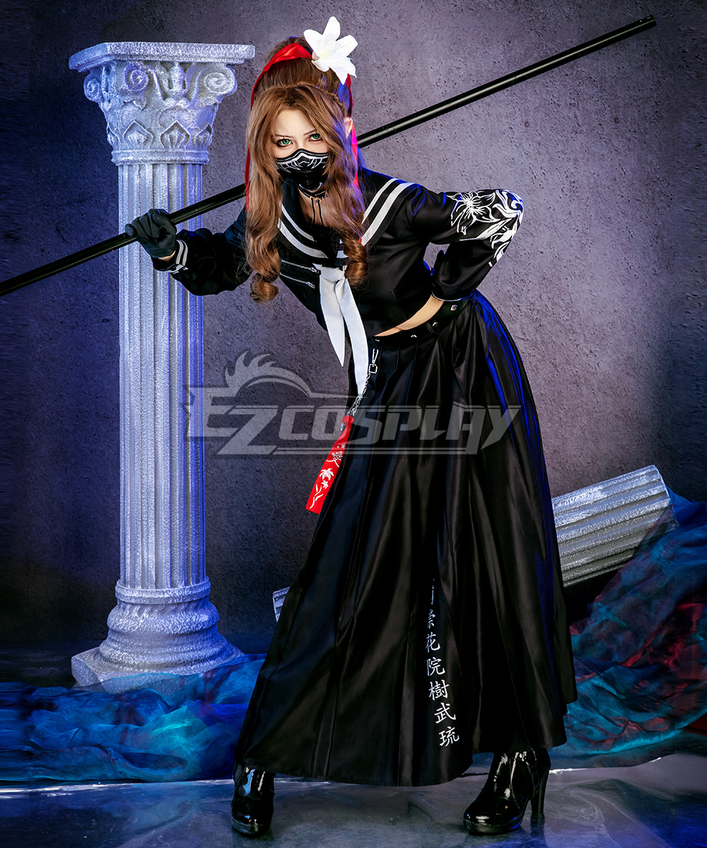 aerith cosplays