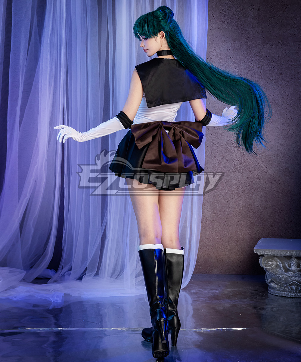 Super Sailor Pluto Cosplay